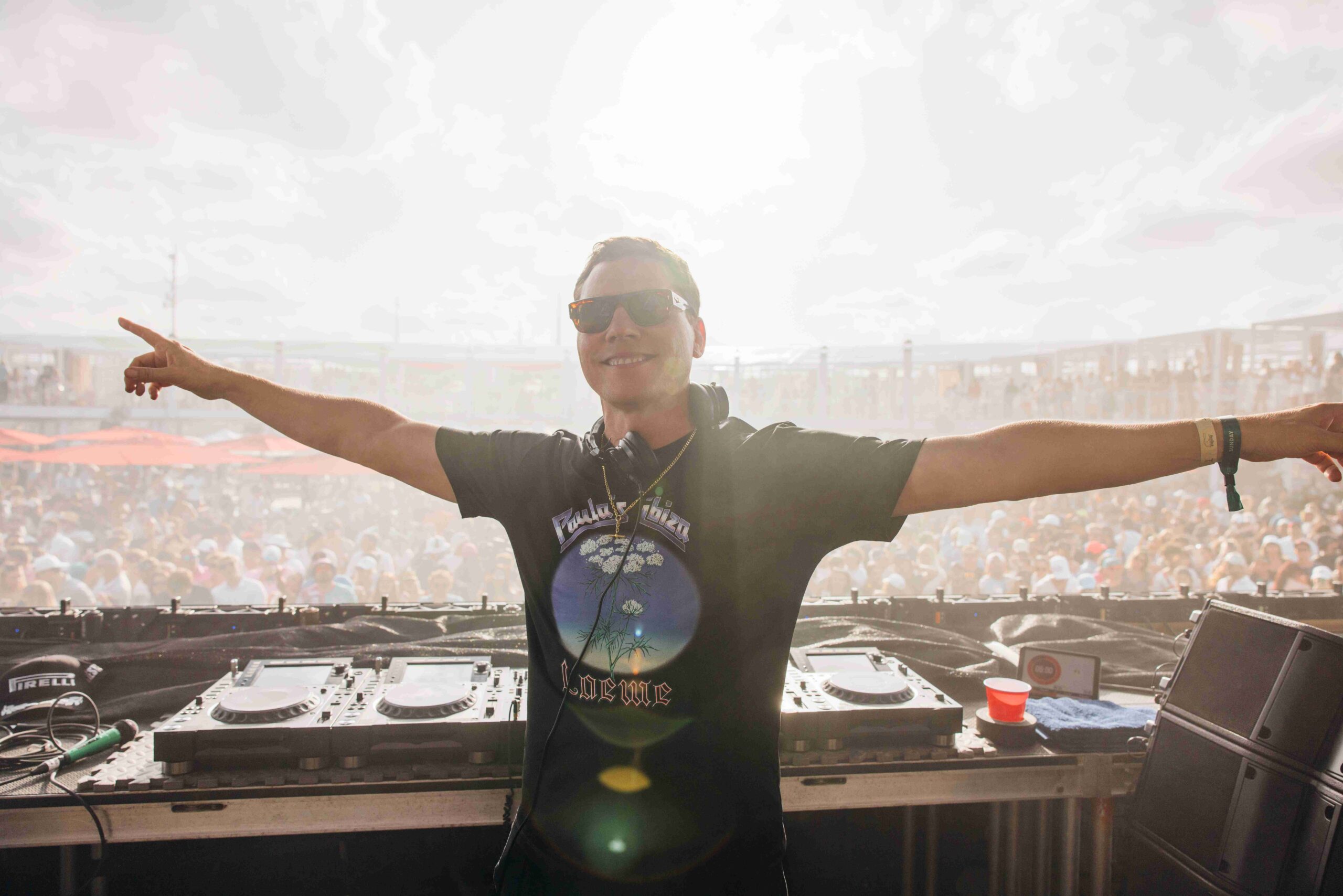 Tiësto Live transmitirá su show desde las Pirámides de Giza.